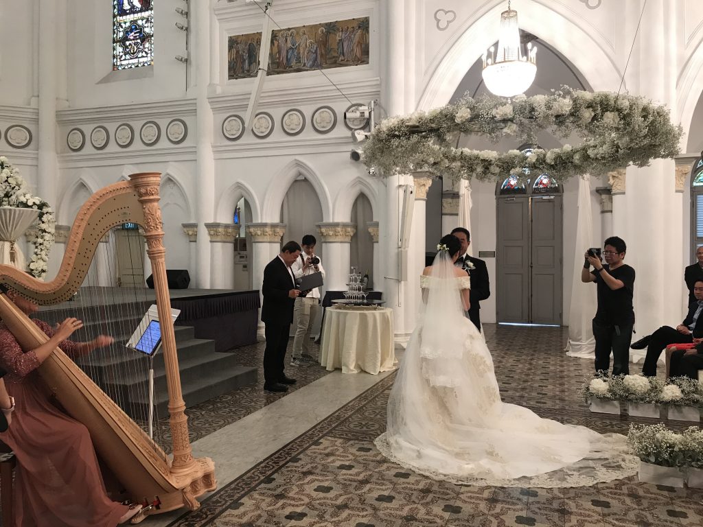 Outbound wedding of a Hawaiian couple at Chijmes
